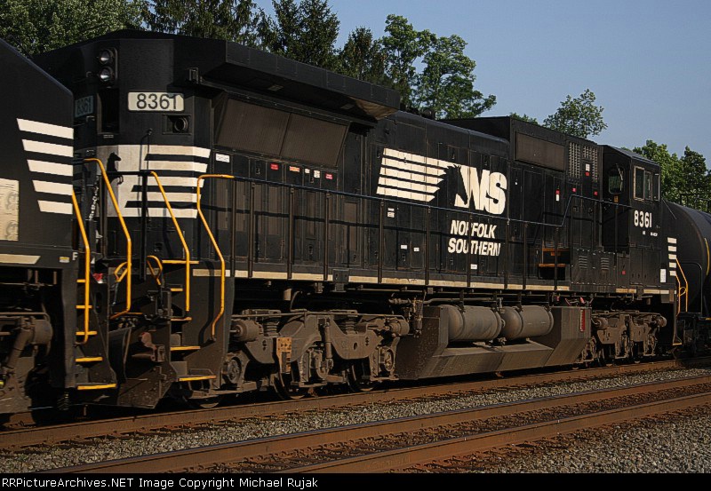 NS 8361